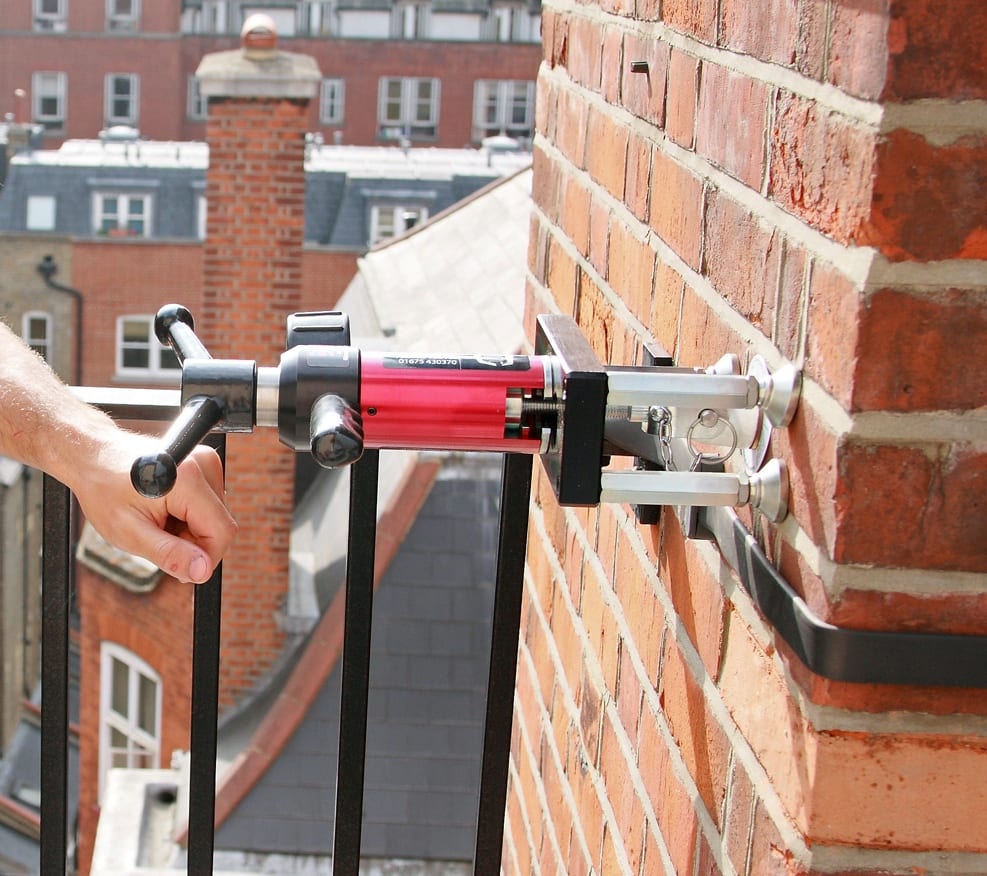 Services – Universal Lifting Hire Services